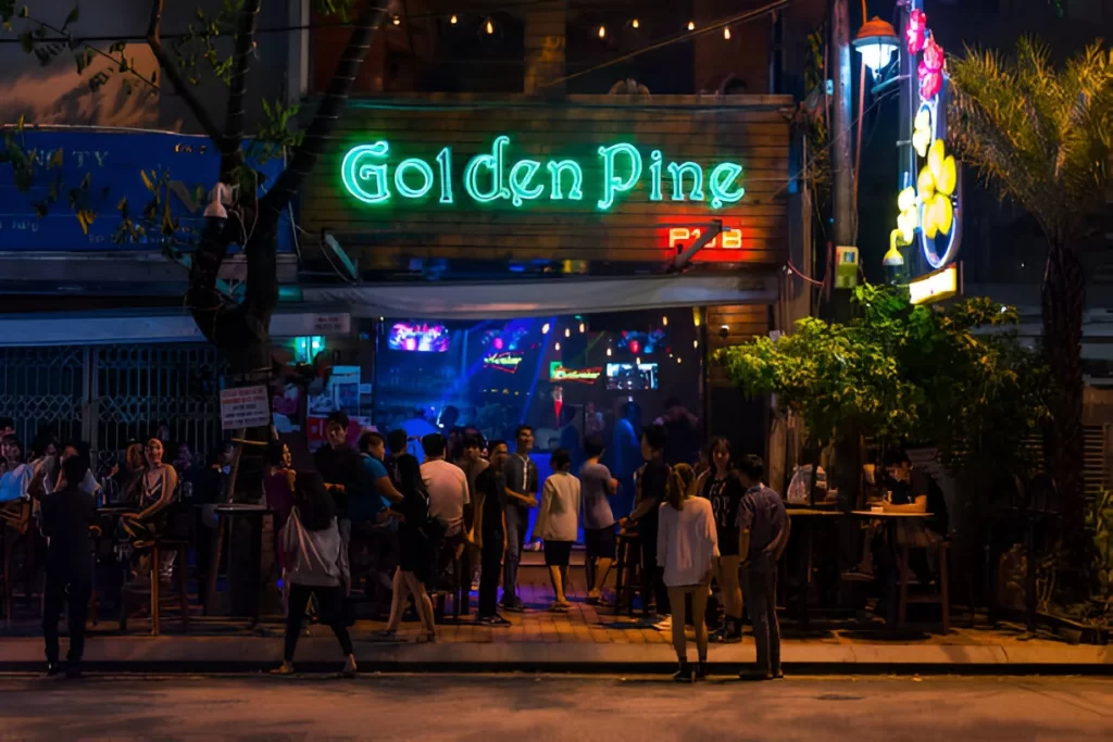 18 Must-Visit Bars & Clubs for an Unforgettable Night Out in Da Nang ...